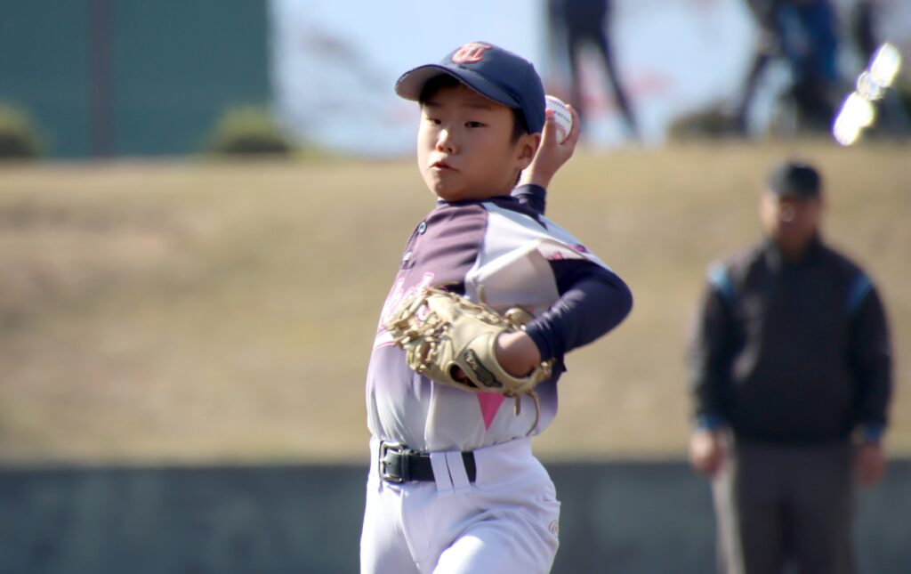 見事な投球でプレーボール！ 2025年度4支部選抜交流戦 公募始球式に温かい拍手 | 一般財団法人 長野県高等学校野球連盟